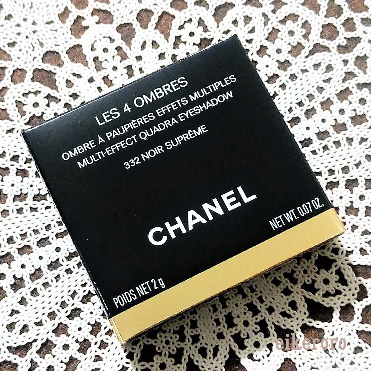 シャネル2019秋冬新作「レキャトルオンブル332ヌワールスュプレーム」質感・色味・使い方♪ | eikeroroのコスメ日記