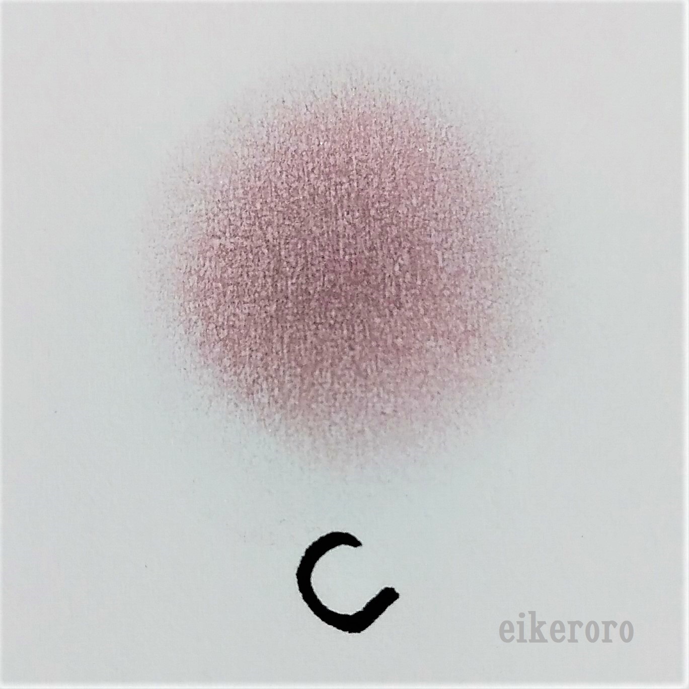 シャネル2019秋冬新作「レキャトルオンブル332ヌワールスュプレーム」質感・色味・使い方♪ | eikeroroのコスメ日記