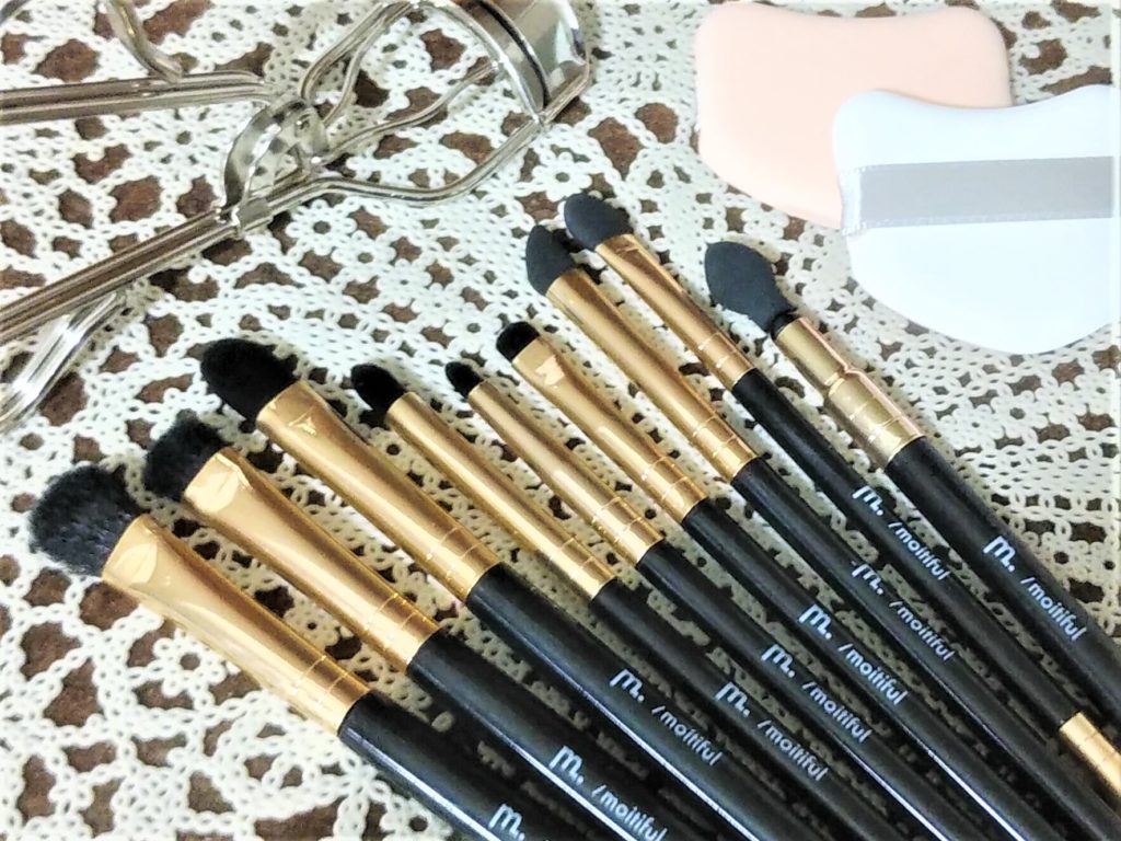ダイソー×モイティフル（moitiful）「メイクツール（ビューラー・ブラシ・チップ・パフ）全12種」使い方・レビュー♪ | eikeroroのコスメ日記